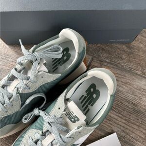 New Balance | Shoes | Brand New New Balance 327 Juniper Green Mens ...